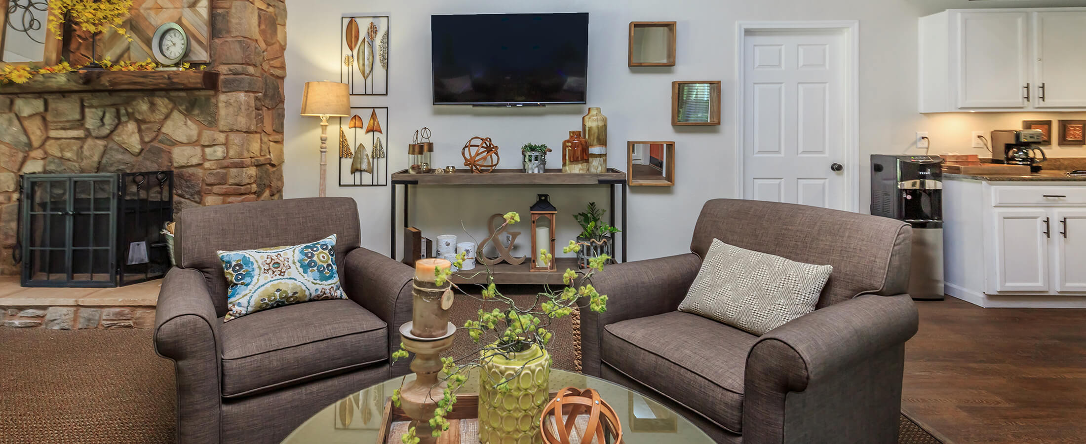 Shadowtree - Apartments in Tucson, AZ